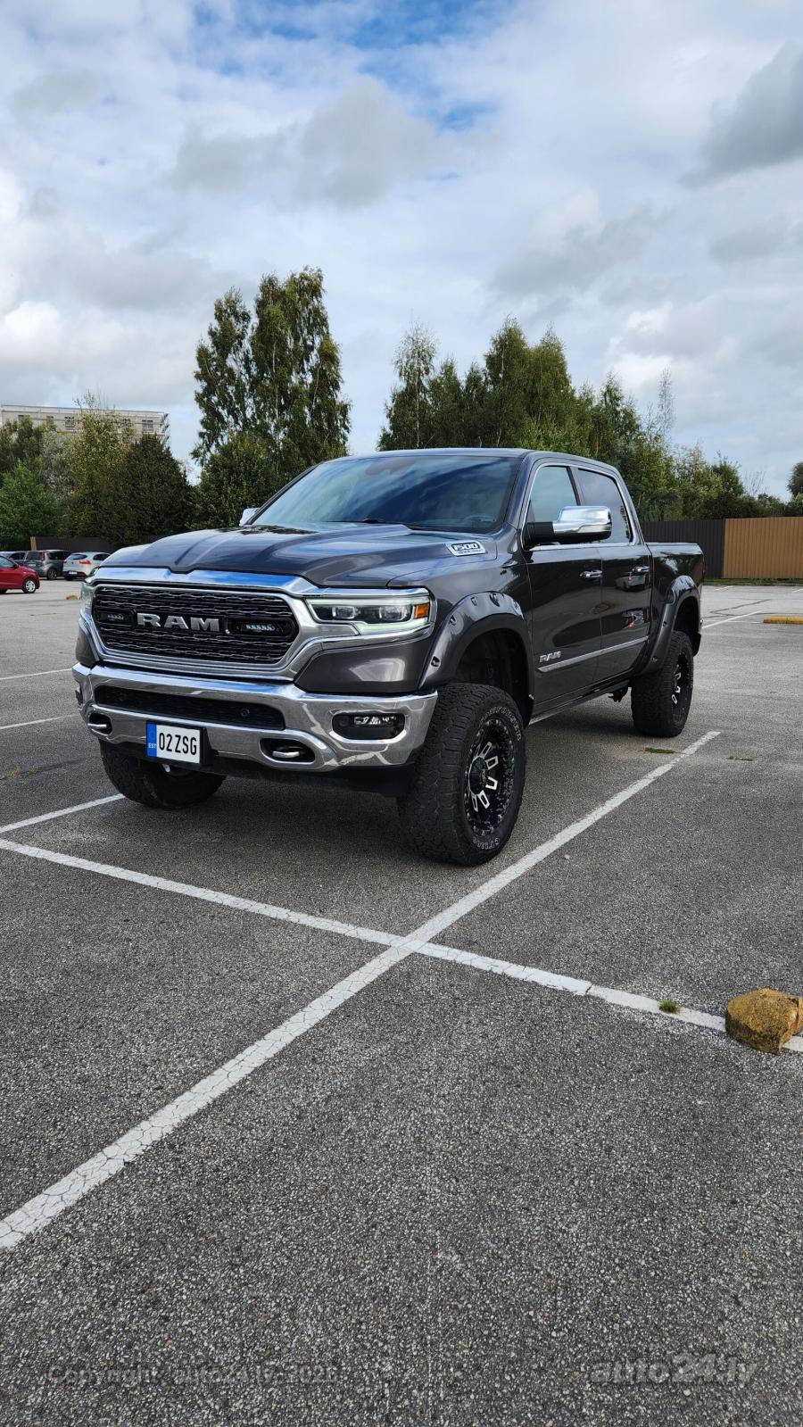 Grey Ram 1500 2021 in Tartu, with an engine capacity of 5.70 L and mileage of 86 thousand km for 53000 €, photo 3 on AUTOMOTO.COM.LV