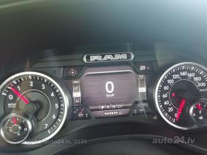 Серый Ram 1500 2022 в Тарту, объемом двигателя 5.70 л и пробегом 44 тыс. км за 48600 €, фото 13 на AUTOMOTO.COM.LV