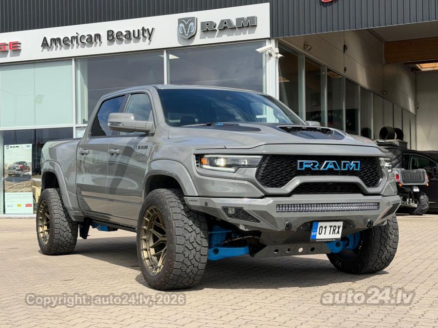 Grey Ram 1500 2023 in Tallinn, with an engine capacity of 6.20 L and mileage of 20 thousand km for 139900 €, photo 3 on AUTOMOTO.COM.LV