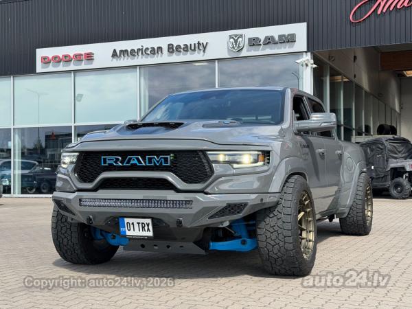 Pelēks Ram 1500 2023 Tallina, ar dzinēja tilpumu 6.20 L un nobraukumu 20 tūkst. km par 139900 €, foto 3 vietnē AUTOMOTO.COM.LV