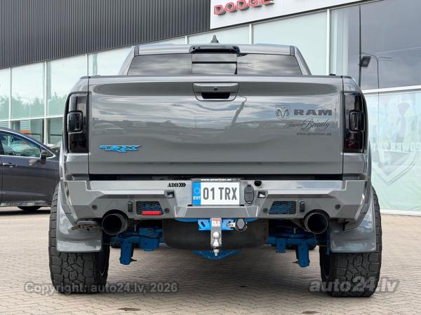 Pelēks Ram 1500 2023 Tallina, ar dzinēja tilpumu 6.20 L un nobraukumu 20 tūkst. km par 139900 €, foto 9 vietnē AUTOMOTO.COM.LV
