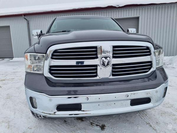 Pelēks Ram 1500 2016 Šauļi, ar dzinēja tilpumu 5.70 L un nobraukumu 330 tūkst. km par 17990 €, foto 4 vietnē AUTOMOTO.COM.LV