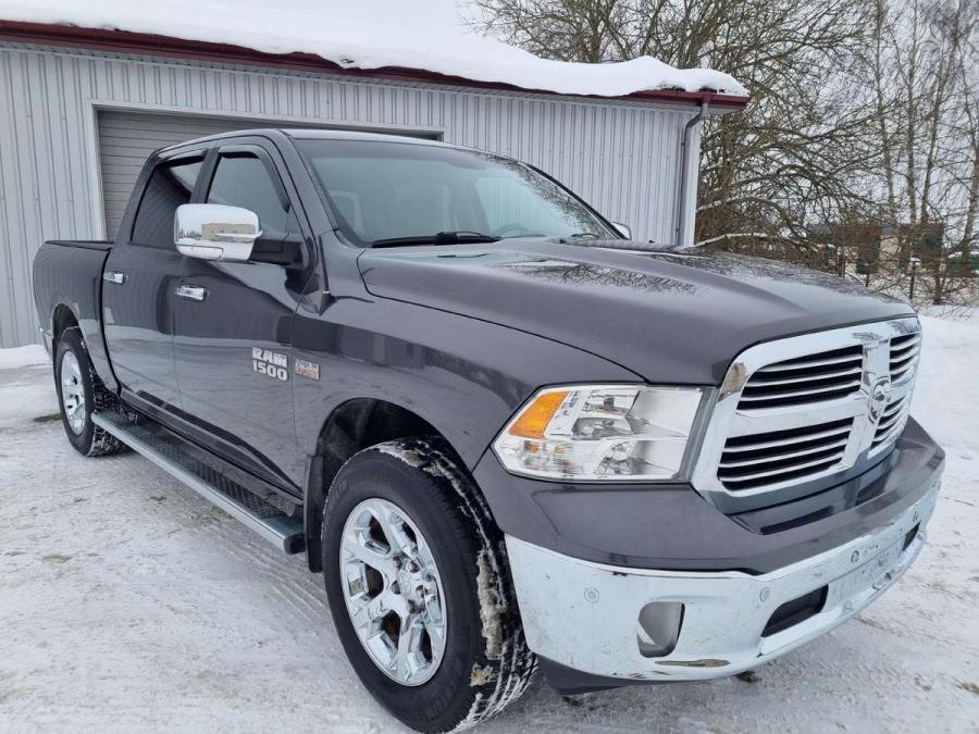 Pelēks Ram 1500 2016 Šauļi, ar dzinēja tilpumu 5.70 L un nobraukumu 330 tūkst. km par 17990 €, foto 7 vietnē AUTOMOTO.COM.LV