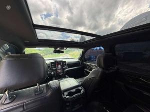 Pelēks Ram 1500 2020 Viļņa, ar dzinēja tilpumu 5.70 L un nobraukumu 66 tūkst. km par 18700 €, foto 5 vietnē AUTOMOTO.COM.LV