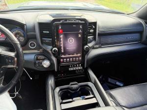 Pelēks Ram 1500 2020 Viļņa, ar dzinēja tilpumu 5.70 L un nobraukumu 66 tūkst. km par 18700 €, foto 8 vietnē AUTOMOTO.COM.LV