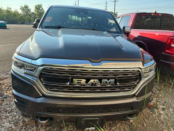 Grey Ram 1500 2020 in Siauliai, with an engine capacity of 3.60 L and mileage of 300 thousand km for 22000 €, photo 6 on AUTOMOTO.COM.LV