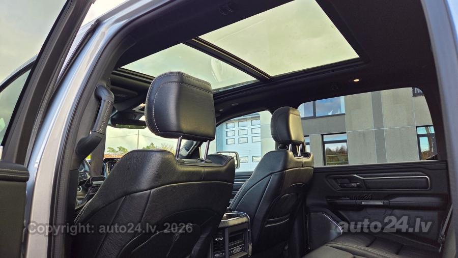Grey Ram 1500 2020 in Haapsalu, with an engine capacity of 5.70 L and mileage of 149 thousand km for 41900 €, photo 12 on AUTOMOTO.COM.LV