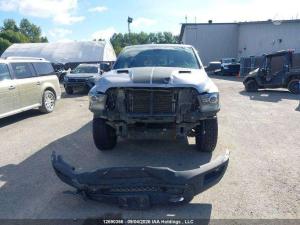 Grey Ram 1500 2021 in Klaipeda, with an engine capacity of 5.65 L and mileage of 223 thousand km for 11362 €, photo 12 on AUTOMOTO.COM.LV