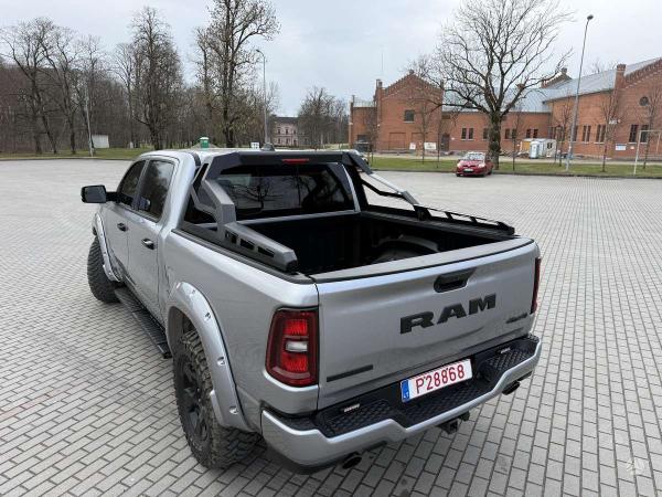 Grey Ram 1500 2025 in Plunge, with an engine capacity of 3.00 L and mileage of 19 thousand km for 52030 €, photo 1 on AUTOMOTO.COM.LV