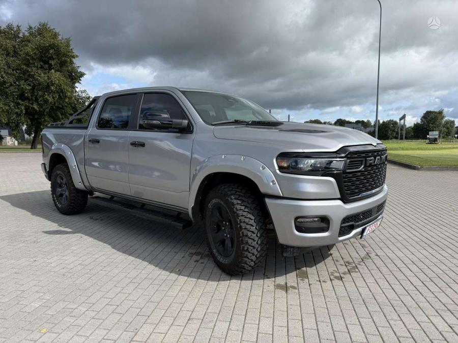 Grey Ram 1500 2025 in Plunge, with an engine capacity of 3.00 L and mileage of 19 thousand km for 52030 €, photo 7 on AUTOMOTO.COM.LV