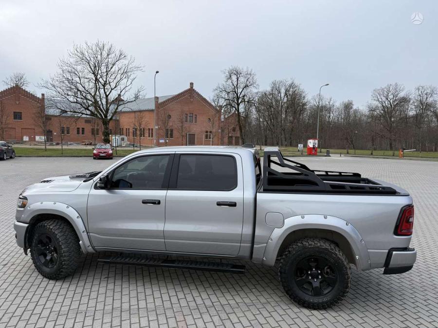 Grey Ram 1500 2025 in Plunge, with an engine capacity of 3.00 L and mileage of 19 thousand km for 52030 €, photo 14 on AUTOMOTO.COM.LV