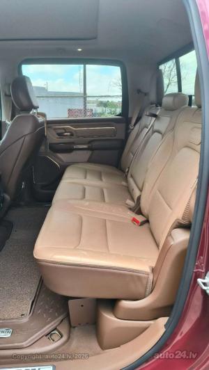 Sarkans Ram 1500 2020 Tallina, ar dzinēja tilpumu 3.00 L un nobraukumu 103 tūkst. km par 53900 €, foto 12 vietnē AUTOMOTO.COM.LV