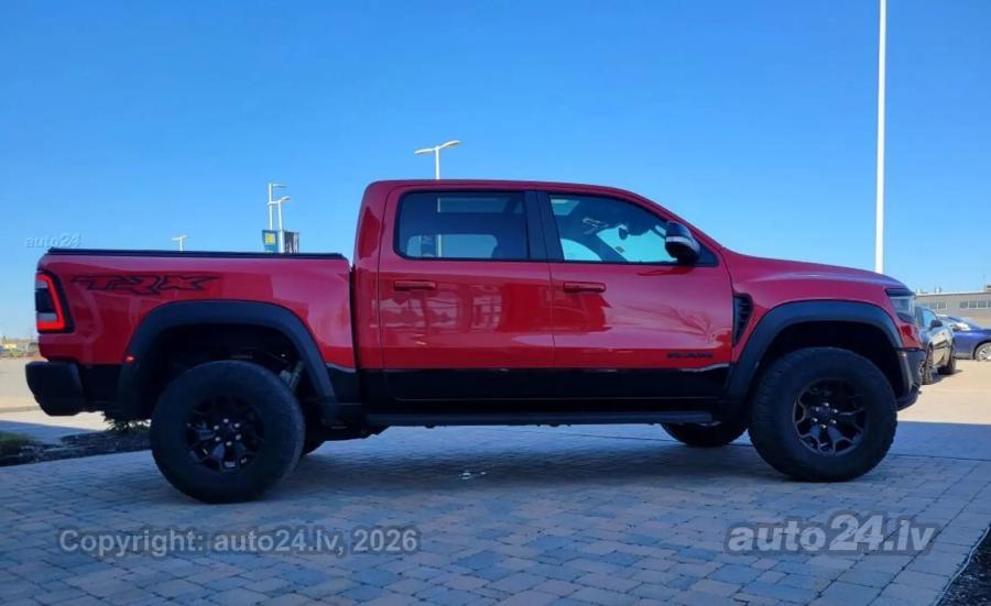 Red Ram 1500 2022 in Tallinn, with an engine capacity of 6.20 L and mileage of 74 thousand km for 101308 €, photo 4 on AUTOMOTO.COM.LV