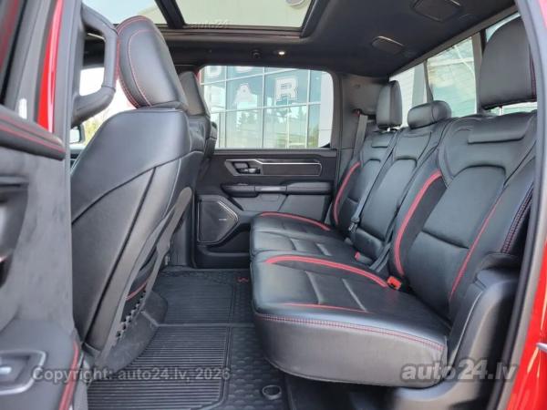 Red Ram 1500 2022 in Tallinn, with an engine capacity of 6.20 L and mileage of 74 thousand km for 101308 €, photo 6 on AUTOMOTO.COM.LV