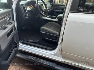 White Ram 1500 2016 in Tallinn, with an engine capacity of 3.00 L and mileage of 220 thousand km for 20000 €, photo 14 on AUTOMOTO.COM.LV