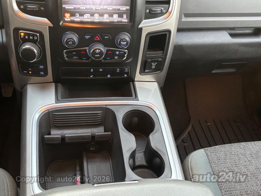 White Ram 1500 2016 in Tallinn, with an engine capacity of 3.00 L and mileage of 220 thousand km for 20000 €, photo 16 on AUTOMOTO.COM.LV