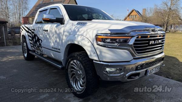 White Ram 1500 2020 in Jelgava, with an engine capacity of 3.60 L and mileage of 165 thousand km for 48888 €, photo 1 on AUTOMOTO.COM.LV