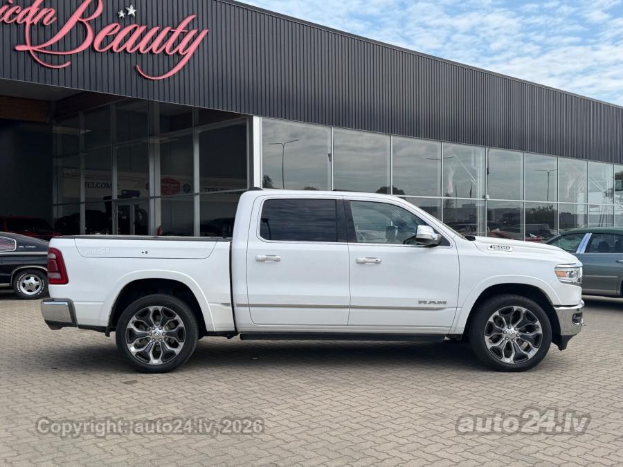White Ram 1500 2020 in Tallinn, with an engine capacity of 5.70 L and mileage of 253 thousand km for 37900 €, photo 6 on AUTOMOTO.COM.LV