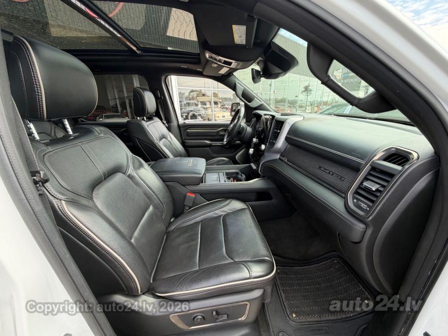 White Ram 1500 2020 in Tallinn, with an engine capacity of 5.70 L and mileage of 253 thousand km for 37900 €, photo 14 on AUTOMOTO.COM.LV
