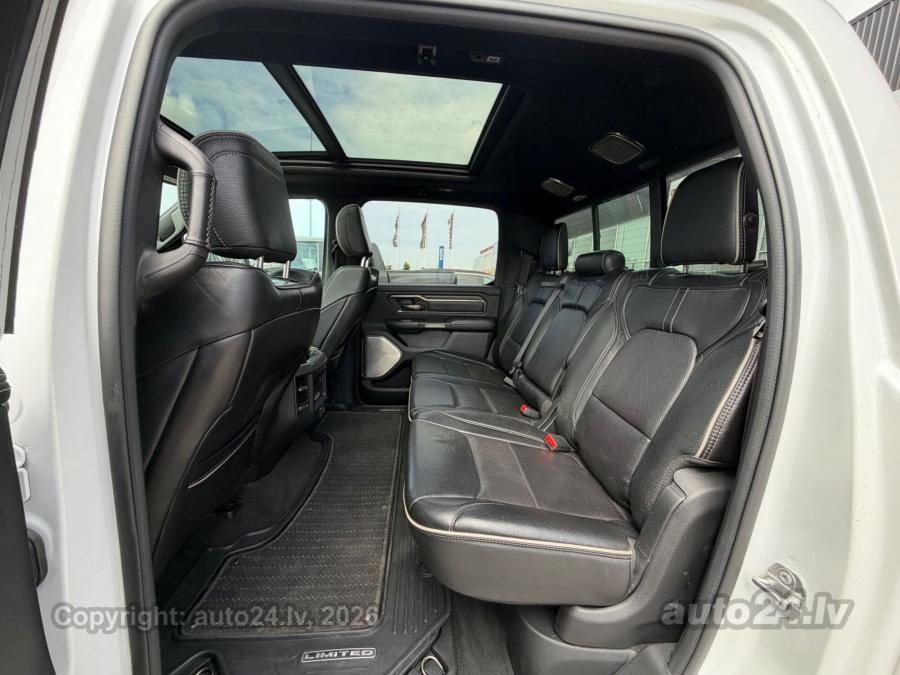 White Ram 1500 2020 in Tallinn, with an engine capacity of 5.70 L and mileage of 253 thousand km for 37900 €, photo 16 on AUTOMOTO.COM.LV