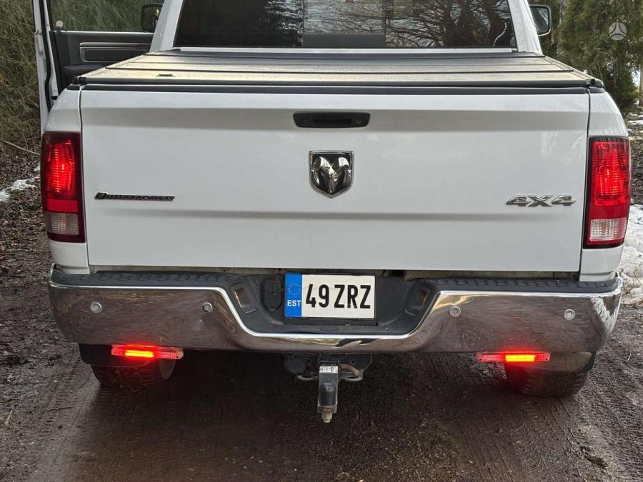 White Ram 1500 2016 in Tartu, with an engine capacity of 3.00 L and mileage of 220 thousand km for 17500 €, photo 9 on AUTOMOTO.COM.LV