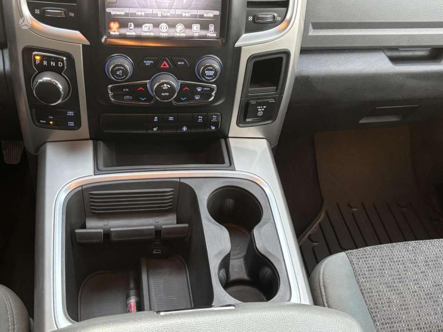 White Ram 1500 2016 in Tartu, with an engine capacity of 3.00 L and mileage of 220 thousand km for 17500 €, photo 22 on AUTOMOTO.COM.LV