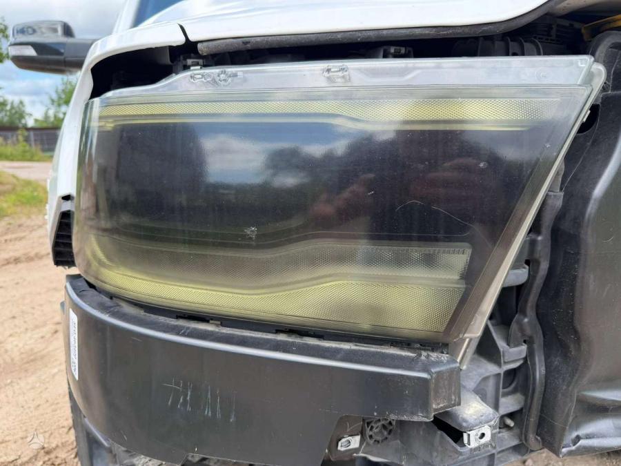 Balts Ram 1500 2022 Viļņa, ar dzinēja tilpumu 5.70 L un nobraukumu 80 tūkst. km par 23000 €, foto 3 vietnē AUTOMOTO.COM.LV