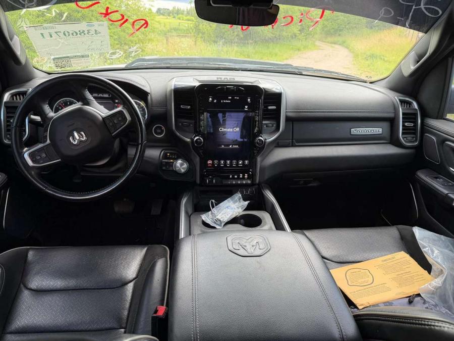 Balts Ram 1500 2022 Viļņa, ar dzinēja tilpumu 5.70 L un nobraukumu 80 tūkst. km par 23000 €, foto 10 vietnē AUTOMOTO.COM.LV