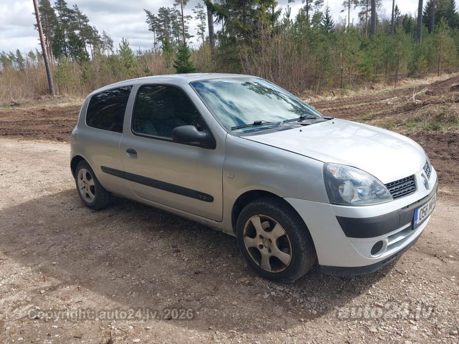 Pelēks Renault 11 2006 Rapla, ar dzinēja tilpumu 1.10 L un nobraukumu 105 tūkst. km par 999 €, foto 1 vietnē AUTOMOTO.COM.LV