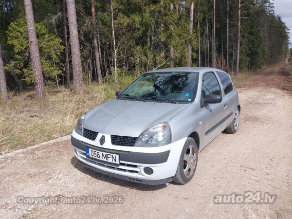 Pelēks Renault 11 2006 Rapla, ar dzinēja tilpumu 1.10 L un nobraukumu 105 tūkst. km par 999 €, foto 2 vietnē AUTOMOTO.COM.LV