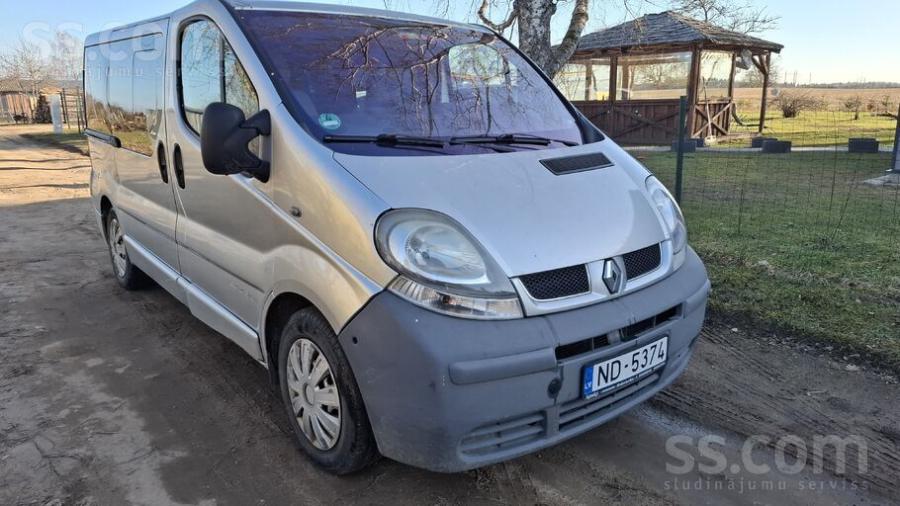 Grey Renault 14 2005 in Saldus, with an engine capacity of 2.50 L and mileage of 404 thousand km for 4000 €, photo 6 on AUTOMOTO.COM.LV