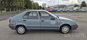 Blue Renault 19 1989 in Riga, with an engine capacity of 1.40 L and mileage of 181 thousand km for 700 €, photo 4 on AUTOMOTO.COM.LV
