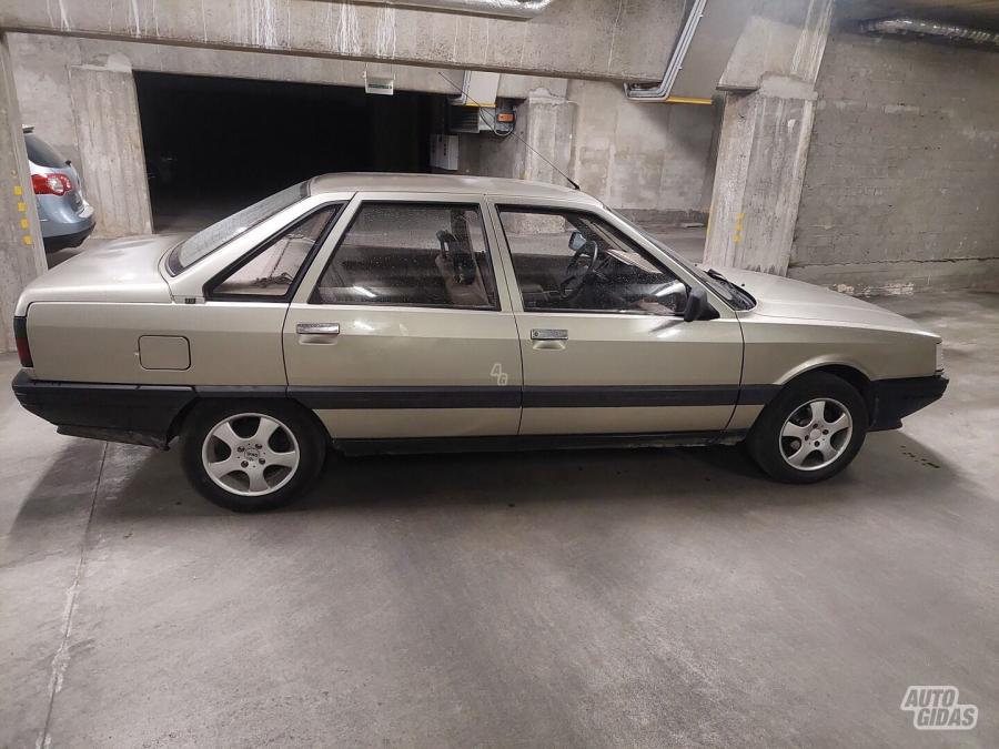 Renault 21 1988 Kauņa, ar dzinēja tilpumu 1.70 L un nobraukumu 182 tūkst. km par 1900 €, foto 3 vietnē AUTOMOTO.COM.LV