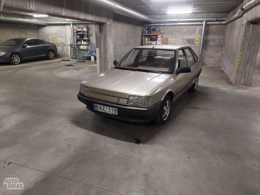 Renault 21 1988 Kauņa, ar dzinēja tilpumu 1.70 L un nobraukumu 182 tūkst. km par 1900 €, foto 5 vietnē AUTOMOTO.COM.LV