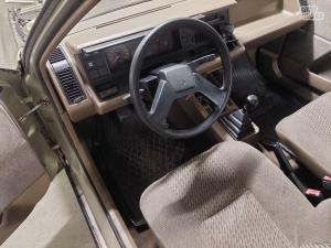 Renault 21 1988 Kauņa, ar dzinēja tilpumu 1.70 L un nobraukumu 182 tūkst. km par 1900 €, foto 9 vietnē AUTOMOTO.COM.LV
