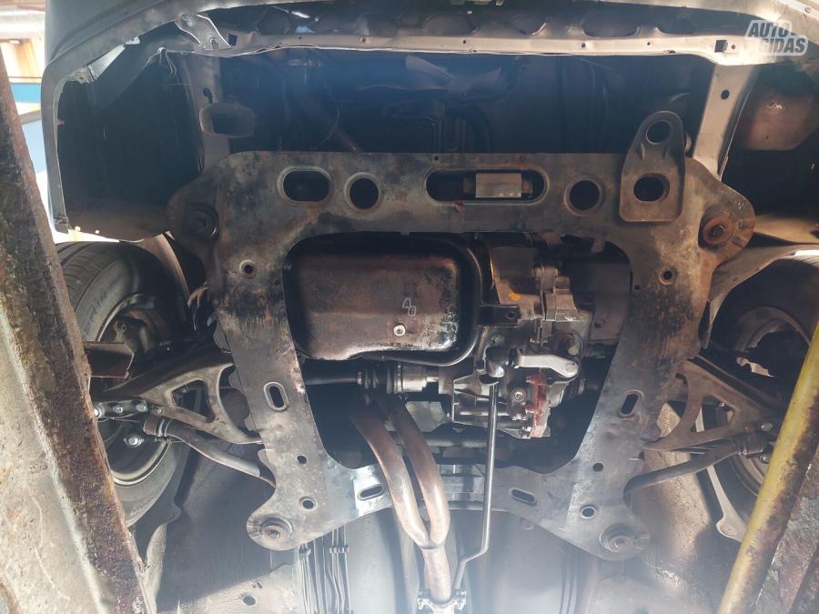 Renault 21 1988 Kauņa, ar dzinēja tilpumu 1.70 L un nobraukumu 182 tūkst. km par 1900 €, foto 14 vietnē AUTOMOTO.COM.LV