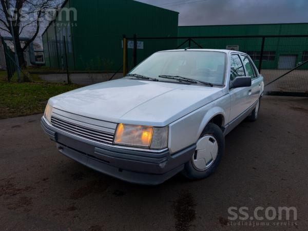 Grey Renault 25 1986 in Riga, with an engine capacity of 2.00 L and mileage of 180 thousand km for 3700 €, photo 8 on AUTOMOTO.COM.LV