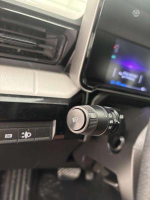 Melns Renault 5 E-Tech 2025 Kauņa, ar dzinēja tilpumu 0.00 L un nobraukumu 13 tūkst. km par 14650 €, foto 15 vietnē AUTOMOTO.COM.LV