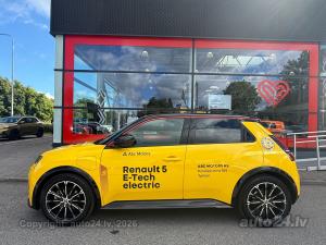 Renault 5 E-Tech 2025 in Tallinn, with an engine capacity of 0.00 L and mileage of 9 thousand km for 31490 €, photo 4 on AUTOMOTO.COM.LV