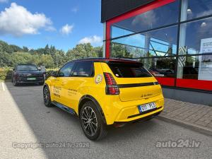 Renault 5 E-Tech 2025 in Tallinn, with an engine capacity of 0.00 L and mileage of 9 thousand km for 31490 €, photo 6 on AUTOMOTO.COM.LV