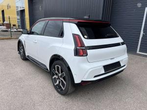 Balts Renault 5 E-Tech 2025 Alīta, ar dzinēja tilpumu 0.00 L un nobraukumu 10 tūkst. km par 13700 €, foto 6 vietnē AUTOMOTO.COM.LV