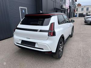 Balts Renault 5 E-Tech 2025 Alīta, ar dzinēja tilpumu 0.00 L un nobraukumu 10 tūkst. km par 13700 €, foto 9 vietnē AUTOMOTO.COM.LV