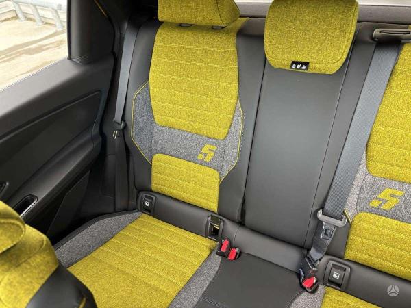 Dzeltens Renault 5 E-Tech 2025 Viļņa, ar dzinēja tilpumu 0.00 L un nobraukumu 11 tūkst. km par 32500 €, foto 11 vietnē AUTOMOTO.COM.LV
