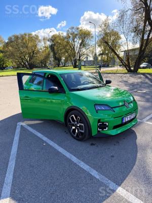 Green Renault 5 2026 in Riga, with an engine capacity of 0.00 L and mileage of 9 thousand km for 28500 €, photo 14 on AUTOMOTO.COM.LV