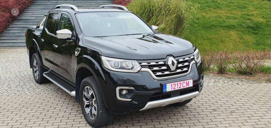 Black Renault Alaskan 2019 in Vilnius, with an engine capacity of 2.30 L and mileage of 244 thousand km for 16180 €, photo 1 on AUTOMOTO.COM.LV
