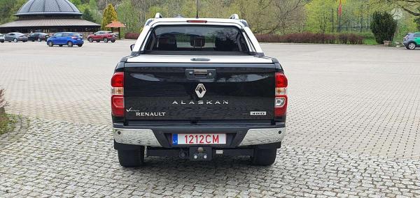Black Renault Alaskan 2019 in Vilnius, with an engine capacity of 2.30 L and mileage of 244 thousand km for 16180 €, photo 4 on AUTOMOTO.COM.LV