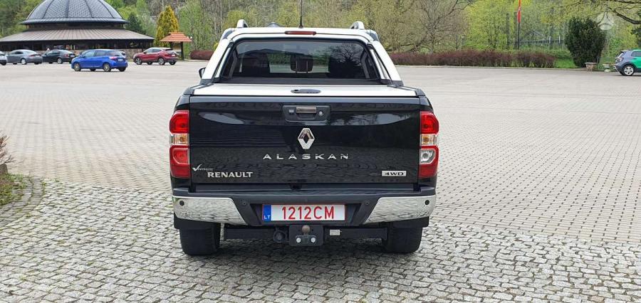 Black Renault Alaskan 2019 in Vilnius, with an engine capacity of 2.30 L and mileage of 244 thousand km for 16180 €, photo 5 on AUTOMOTO.COM.LV