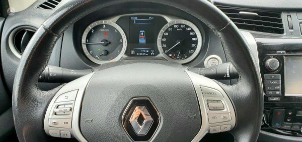 Black Renault Alaskan 2019 in Vilnius, with an engine capacity of 2.30 L and mileage of 244 thousand km for 16180 €, photo 8 on AUTOMOTO.COM.LV
