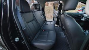 Black Renault Alaskan 2019 in Vilnius, with an engine capacity of 2.30 L and mileage of 244 thousand km for 16180 €, photo 17 on AUTOMOTO.COM.LV