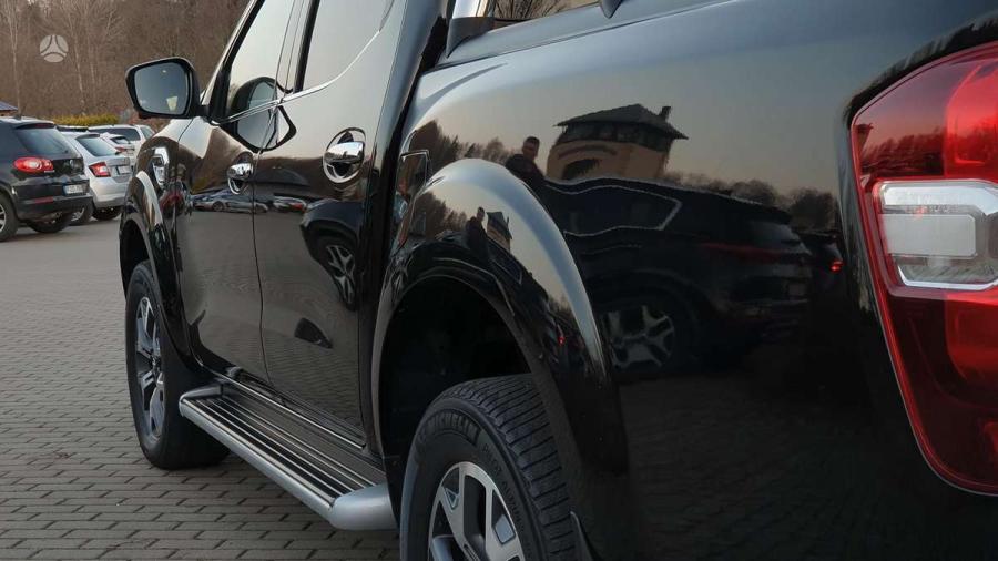 Black Renault Alaskan 2019 in Vilnius, with an engine capacity of 2.30 L and mileage of 244 thousand km for 16180 €, photo 25 on AUTOMOTO.COM.LV